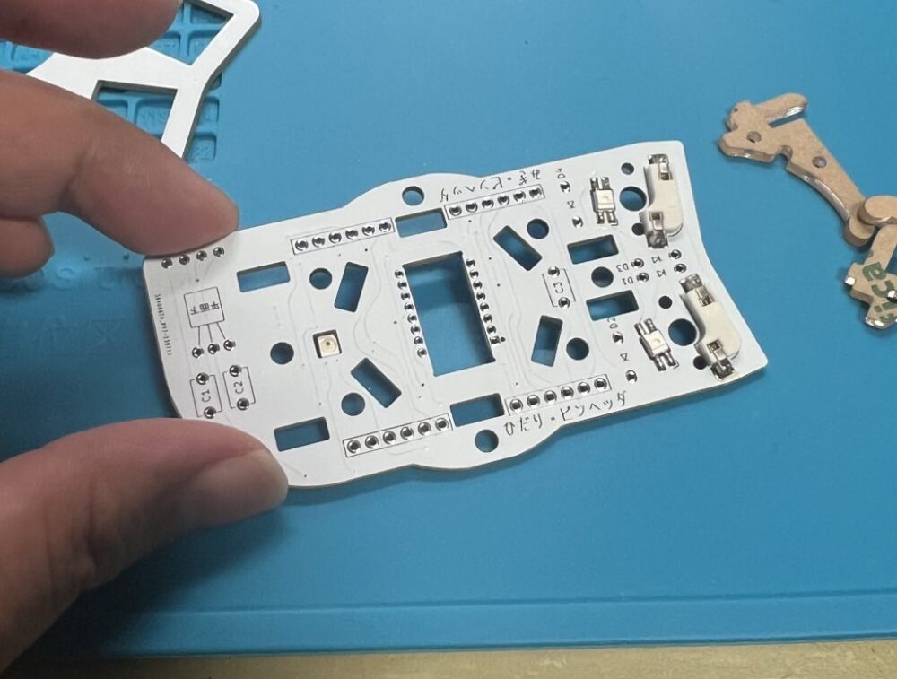 自作キーボードキット、Killer Whaleを組み立てる - SIDACONFIG.COM