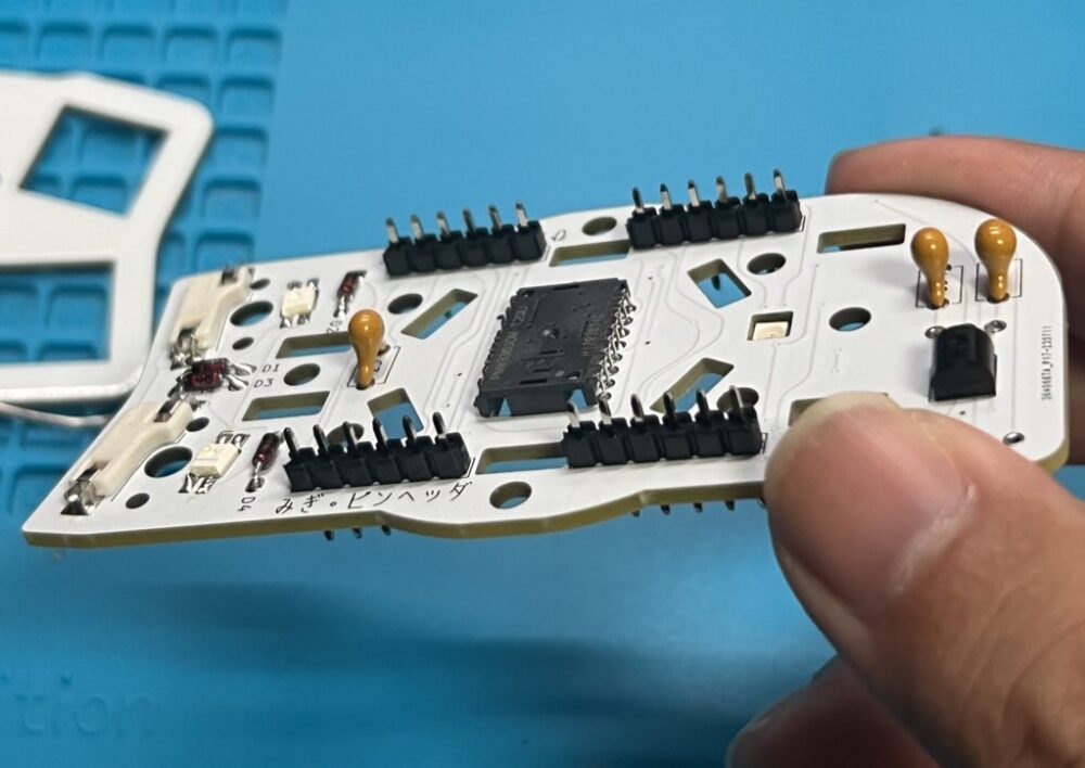 自作キーボードキット、Killer Whaleを組み立てる - SIDACONFIG.COM