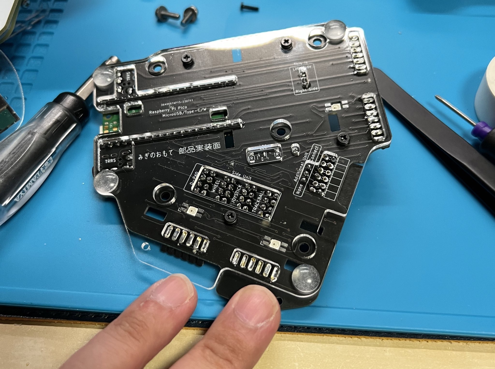 自作キーボードキット、Killer Whaleを組み立てる - SIDACONFIG.COM